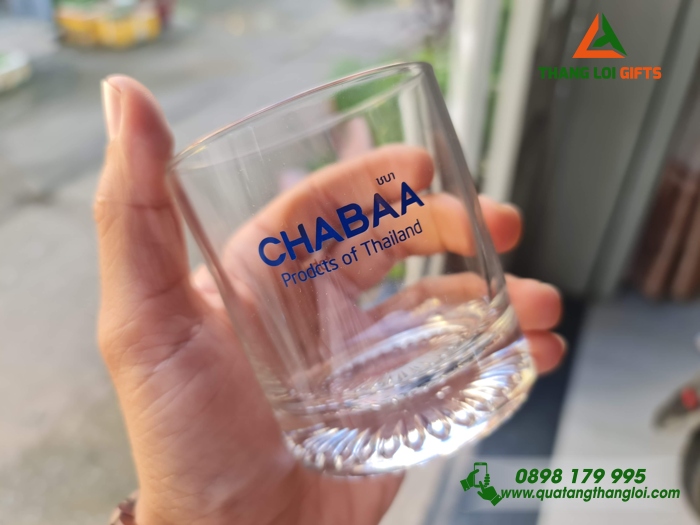 Ly Thủy Tinh in logo CHABAA THAI LAN làm quà tặng khách hàng